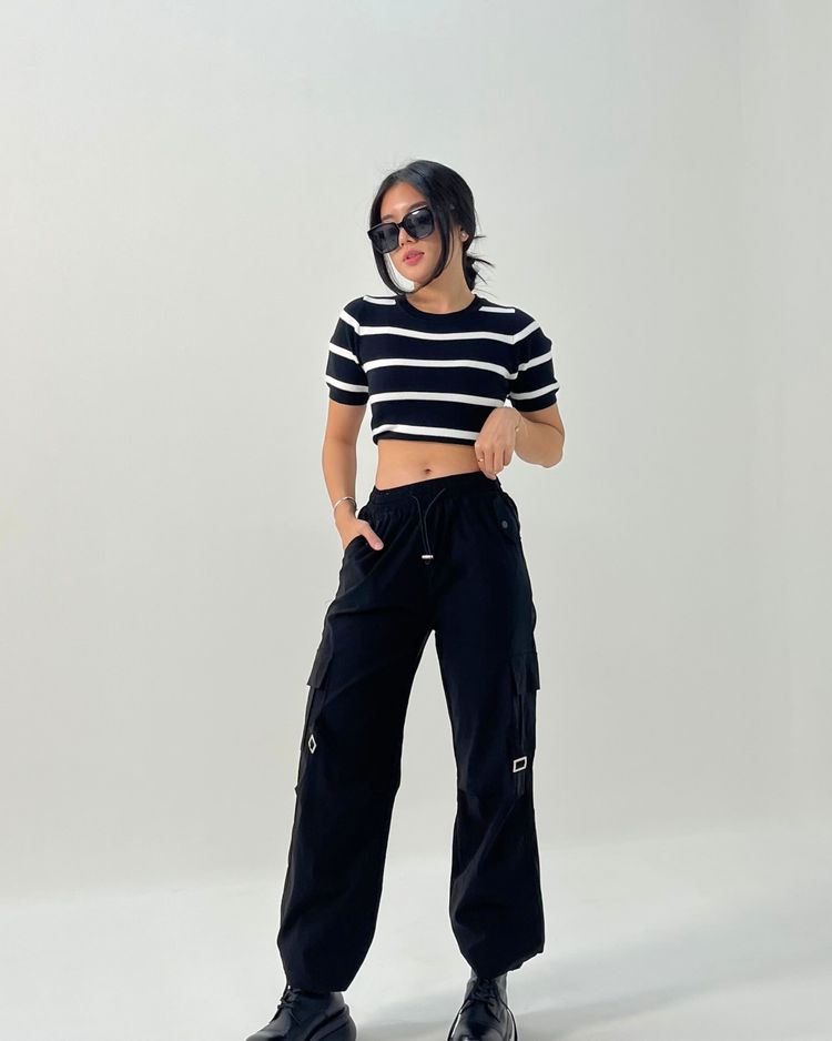 Merivale Cotton Stretch Cargo Pants Women Pinkdose